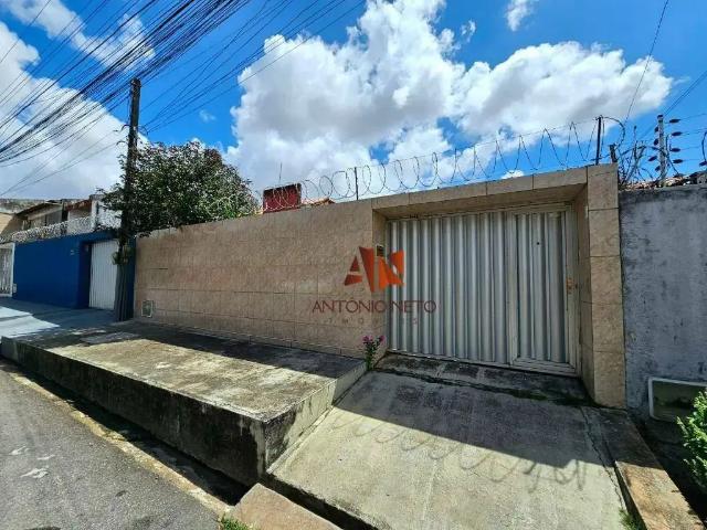 Casa / Sobrado para Venda em Fortaleza/CE Itaperi 3 Quartos