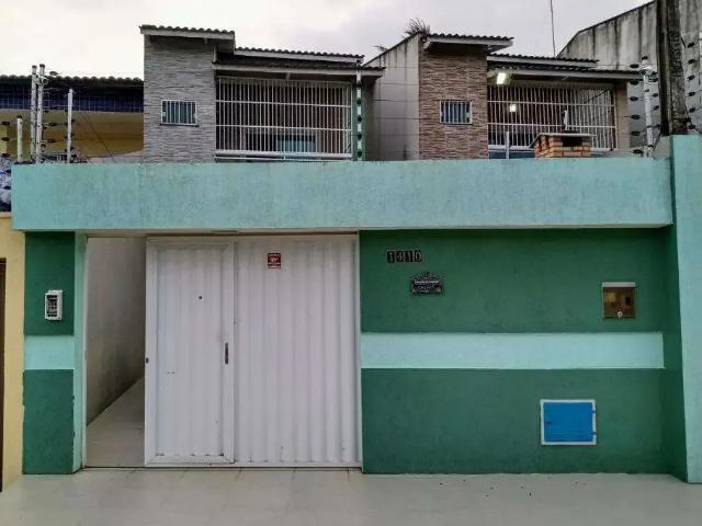 Casa / Sobrado para Venda em Fortaleza/CE Itaperi 4 Quartos
