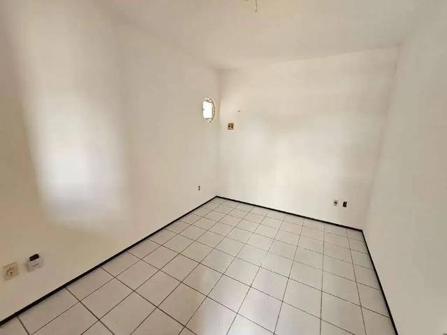 Casa / Sobrado para Venda em Fortaleza/CE Jardim das Oliveiras 5 Quartos