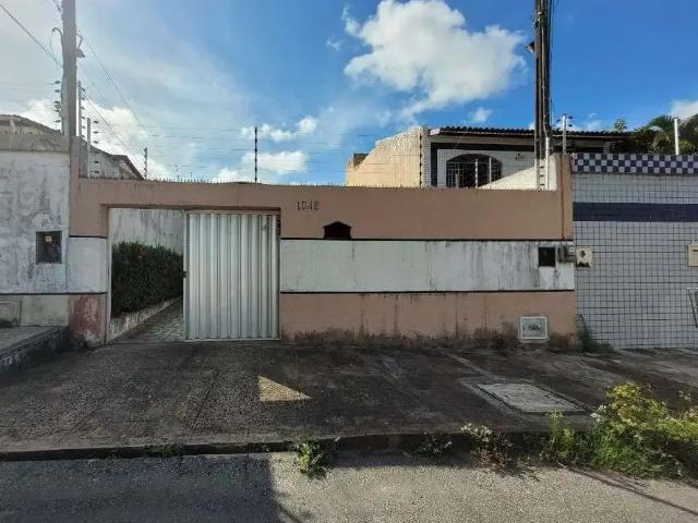 Casa / Sobrado para Venda em Fortaleza/CE Jardim das Oliveiras 3 Quartos