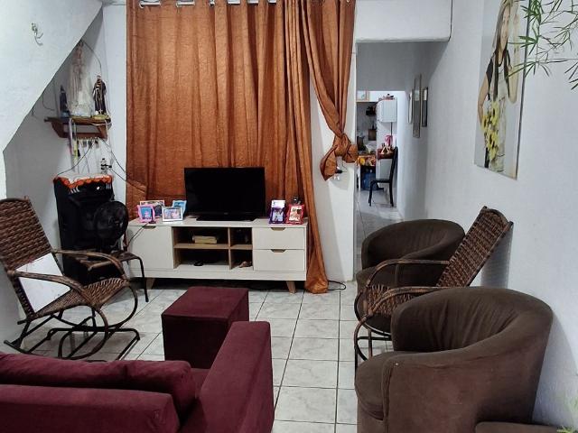 Casa / Sobrado para Venda em Fortaleza/CE João XXIII 2 Quartos