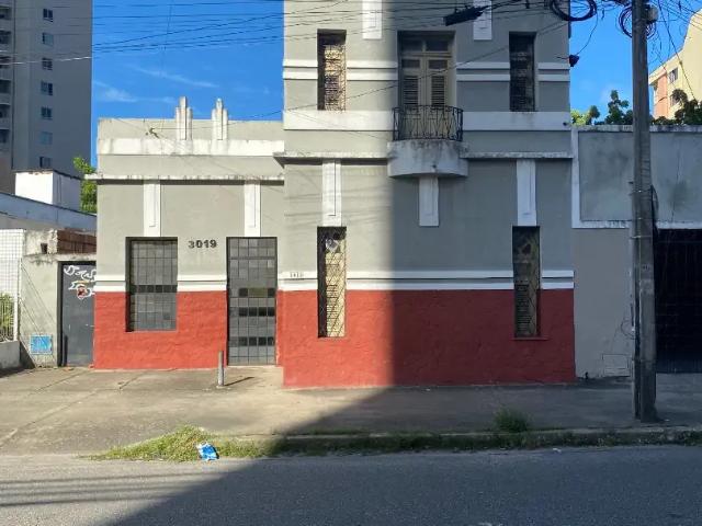 Casa / Sobrado para Venda em Fortaleza/CE Joaquim Távora 4 Quartos