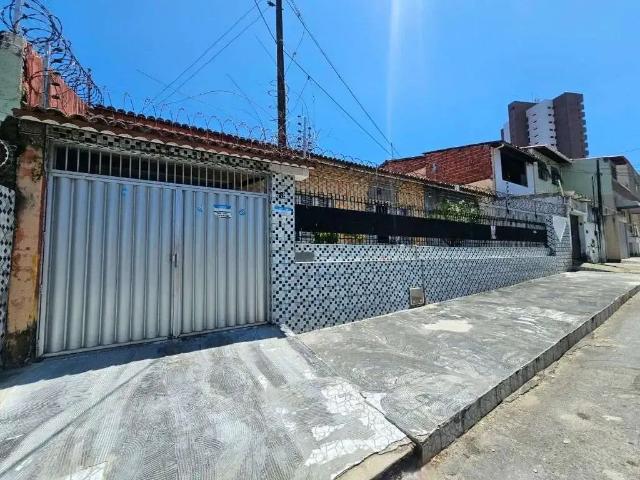 Casa / Sobrado para Venda em Fortaleza/CE Joaquim Távora 3 Quartos