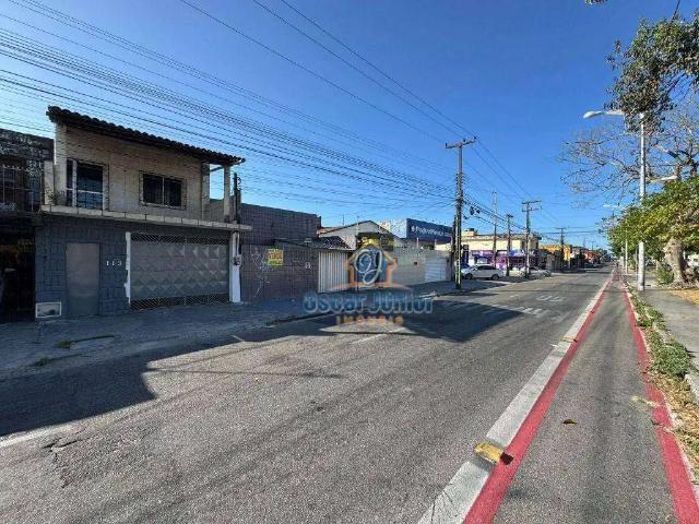 Casa / Sobrado para Venda em Fortaleza/CE Jóquei Clube 3 Quartos