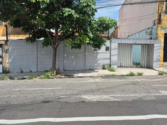 Casa / Sobrado para Venda em Fortaleza/CE José Bonifácio 4 Quartos