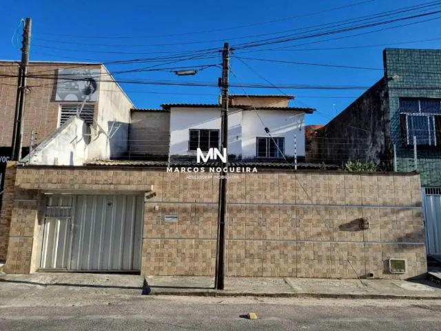 Casa / Sobrado para Venda em Fortaleza/CE José Bonifácio 7 Quartos