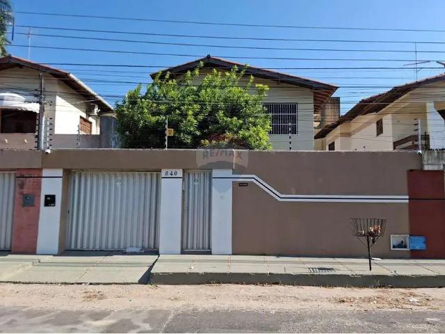 Casa / Sobrado para Venda em Fortaleza/CE Lagoa Sapiranga Coité 3 Quartos