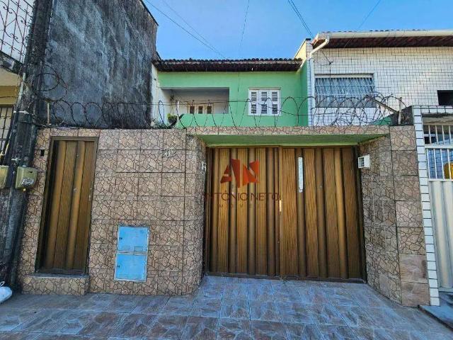 Casa / Sobrado para Venda em Fortaleza/CE Manuel Sátiro 3 Quartos