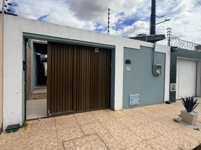 Casa / Sobrado para Venda em Fortaleza/CE Maraponga 3 Quartos