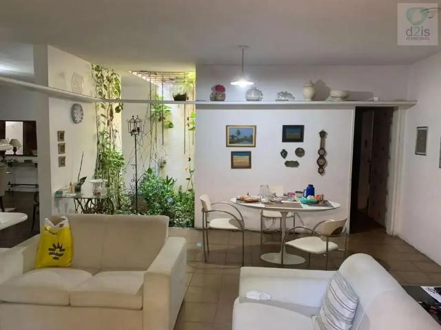 Casa / Sobrado para Venda em Fortaleza/CE Meireles 4 Quartos