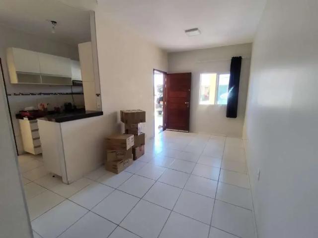 Casa / Sobrado para Venda em Fortaleza/CE Messejana 3 Quartos