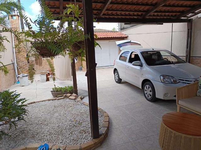 Casa / Sobrado para Venda em Fortaleza/CE Messejana 3 Quartos