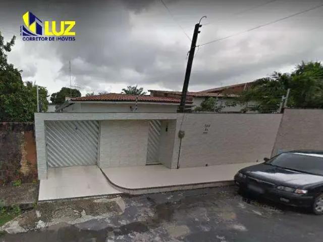 Casa / Sobrado para Venda em Fortaleza/CE Messejana 5 Quartos