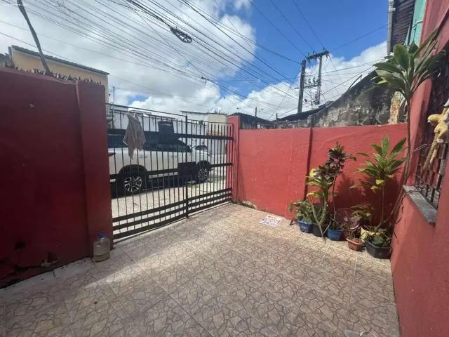 Casa / Sobrado para Venda em Fortaleza/CE Monte Castelo 3 Quartos