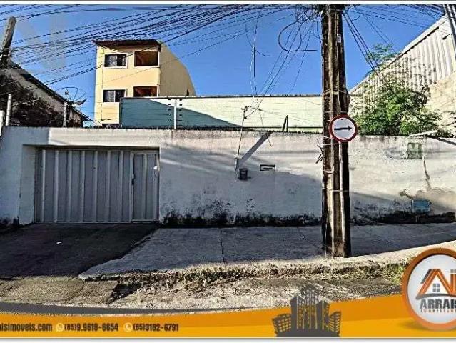 Casa / Sobrado para Venda em Fortaleza/CE Montese 4 Quartos
