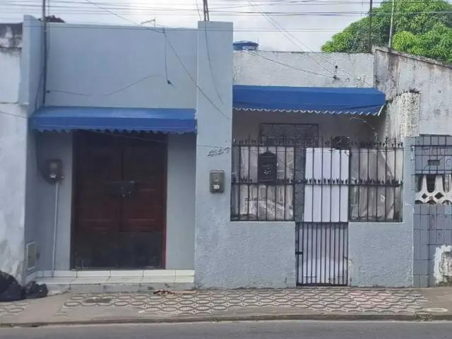 Casa / Sobrado para Venda em Fortaleza/CE Padre Andrade 3 Quartos