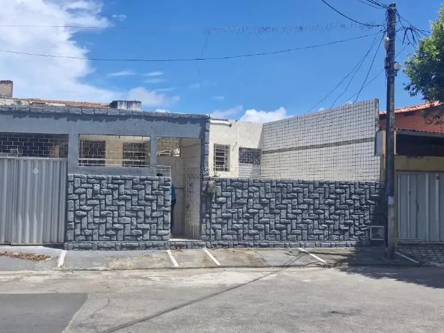 Casa / Sobrado para Venda em Fortaleza/CE Papicu 6 Quartos
