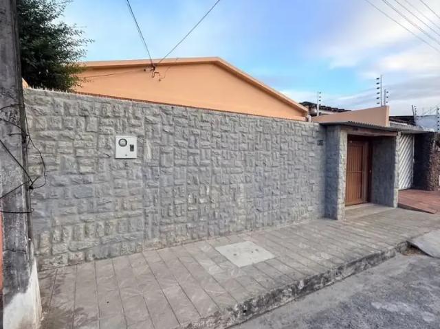 Casa / Sobrado para Venda em Fortaleza/CE Parangaba 3 Quartos