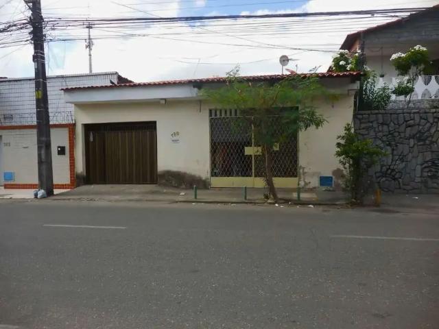 Casa / Sobrado para Venda em Fortaleza/CE Parque Araxá 3 Quartos