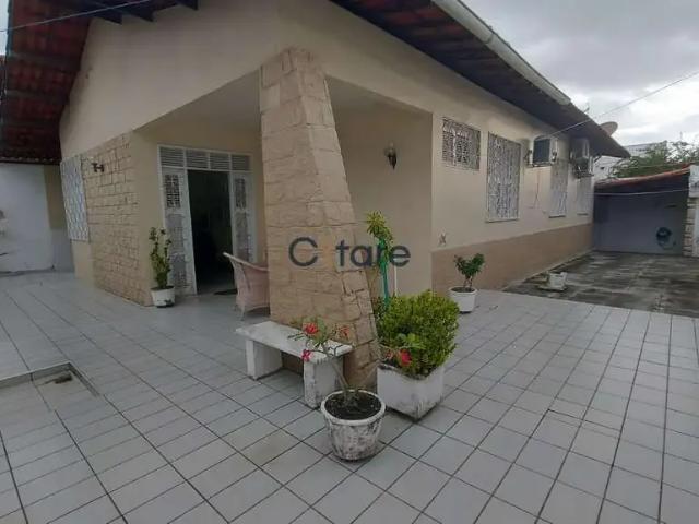 Casa / Sobrado para Venda em Fortaleza/CE Parque Manibura 4 Quartos