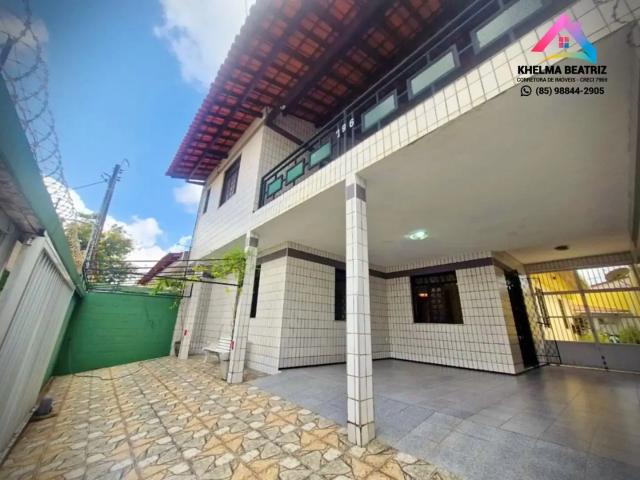 Casa / Sobrado para Venda em Fortaleza/CE Parquelândia 3 Quartos