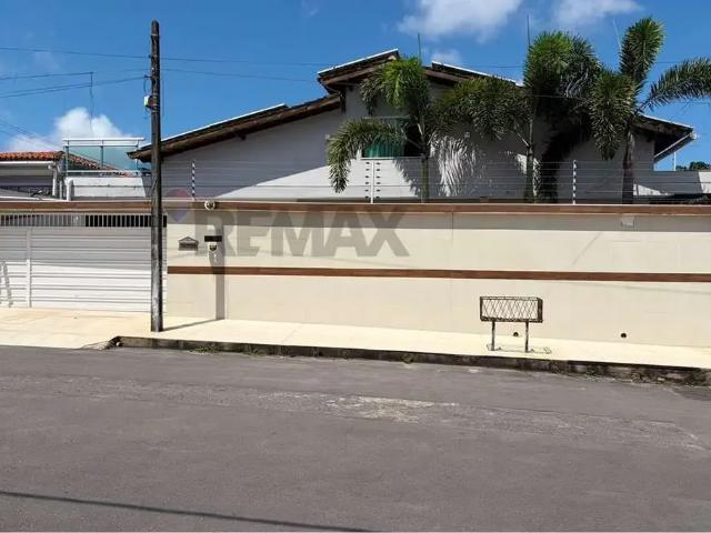Casa / Sobrado para Venda em Fortaleza/CE Parquelândia 3 Quartos