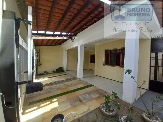 Casa / Sobrado para Venda em Fortaleza/CE Parquelândia 3 Quartos