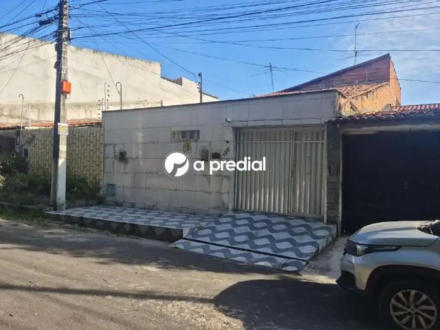 Casa / Sobrado para Venda em Fortaleza/CE Passaré 3 Quartos