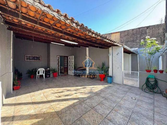 Casa / Sobrado para Venda em Fortaleza/CE Passaré 3 Quartos
