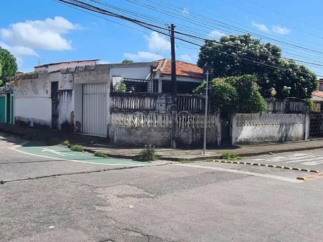 Casa / Sobrado para Venda em Fortaleza/CE Rodolfo Teófilo 3 Quartos