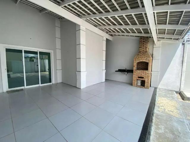 Casa / Sobrado para Venda em Fortaleza/CE Sapiranga 3 Quartos