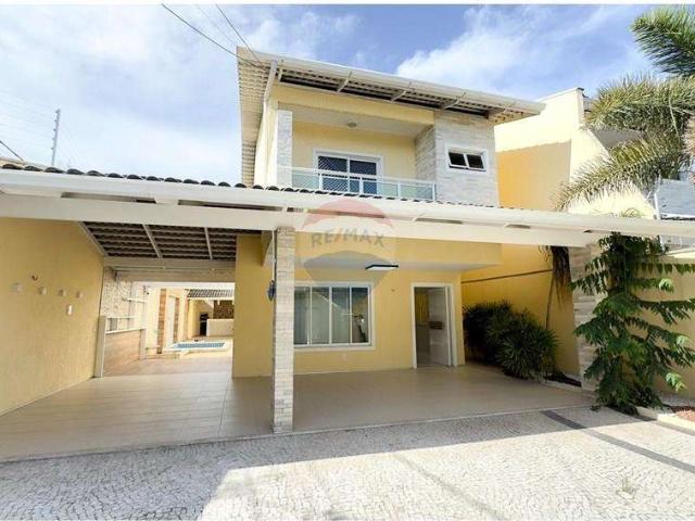 Casa / Sobrado para Venda em Fortaleza/CE Sapiranga 3 Quartos