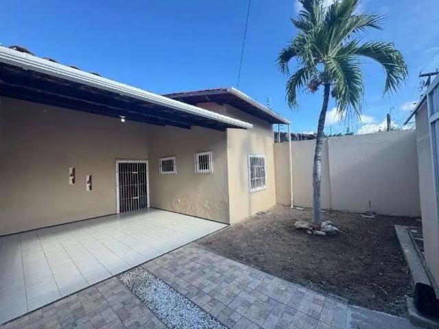 Casa / Sobrado para Venda em Fortaleza/CE Sapiranga 3 Quartos