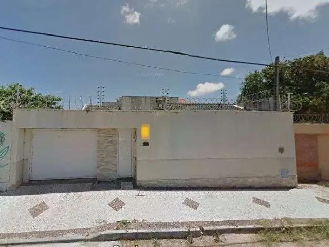 Casa / Sobrado para Venda em Fortaleza/CE Sapiranga 3 Quartos