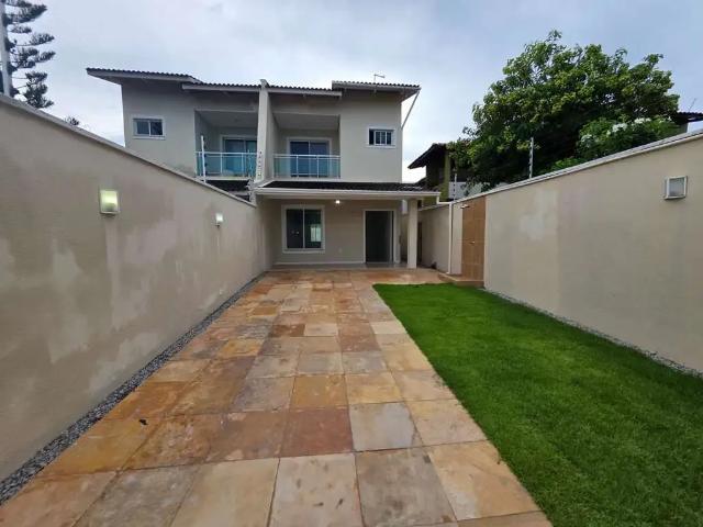 Casa / Sobrado para Venda em Fortaleza/CE Sapiranga 4 Quartos