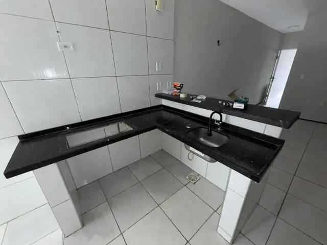 Casa / Sobrado para Venda em Fortaleza/CE Siqueira 2 Quartos
