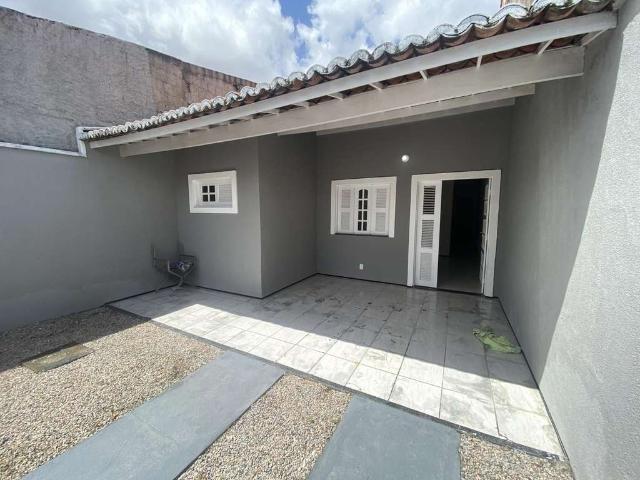 Casa / Sobrado para Venda em Fortaleza/CE Siqueira 2 Quartos
