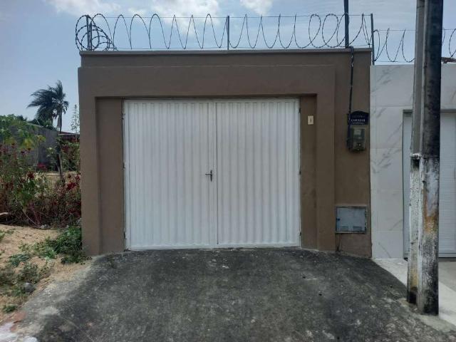 Casa / Sobrado para Venda em Fortaleza/CE Siqueira 2 Quartos