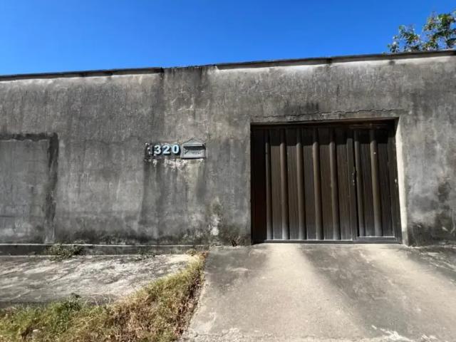 Casa / Sobrado para Venda em Fortaleza/CE Siqueira 3 Quartos