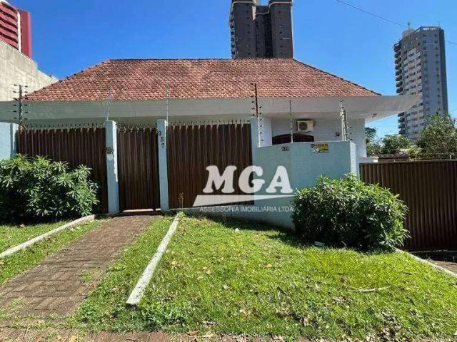 Casa / Sobrado para Venda em Foz do Iguaçu/PR Centro 4 Quartos