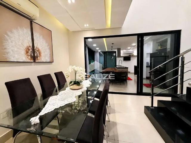 Casa / Sobrado para Venda em Foz do Iguaçu/PR Jardim Ipê 3 Quartos