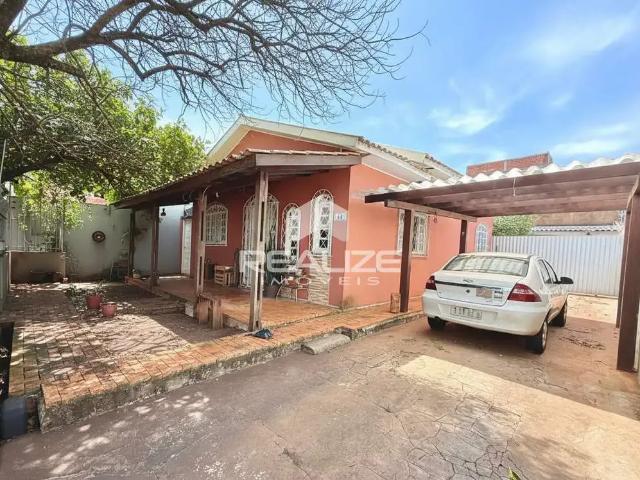 Casa / Sobrado para Venda em Foz do Iguaçu/PR Jardim Ipê II 2 Quartos