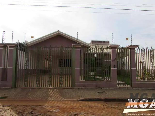 Casa / Sobrado para Venda em Foz do Iguaçu/PR Jardim Lancaster 3 Quartos