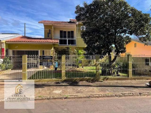 Casa / Sobrado para Venda em Foz do Iguaçu/PR Jardim São Paulo II 5 Quartos