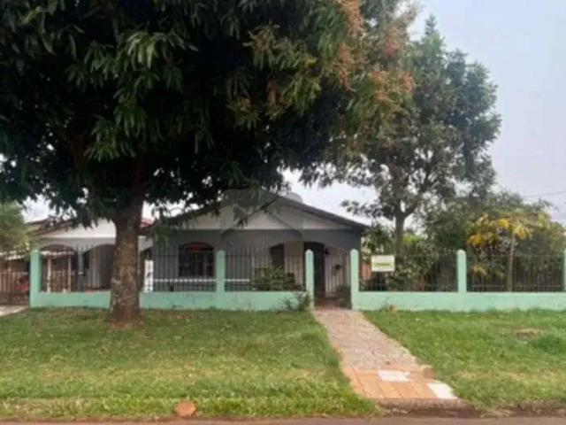 Casa / Sobrado para Venda em Foz do Iguaçu/PR Portal da Foz 3 Quartos