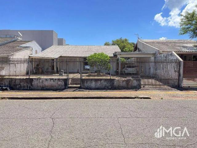Casa / Sobrado para Venda em Foz do Iguaçu/PR Vila Residencial A 2 Quartos