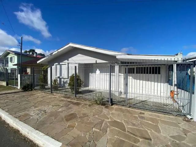 Casa / Sobrado para Venda em Flores da Cunha/RS São Gotardo Distrito 3 Quartos