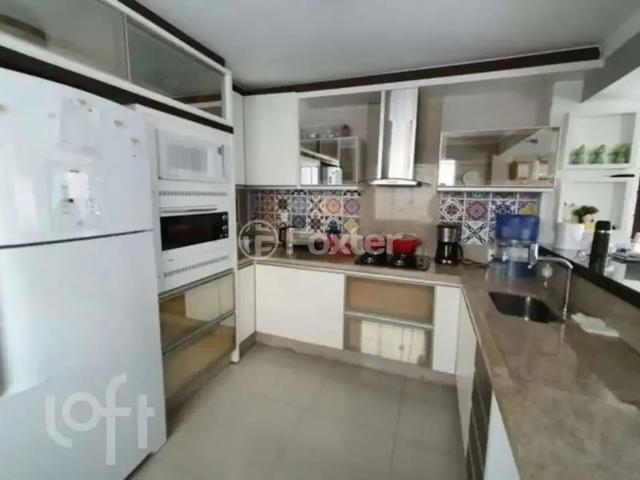 Casa / Sobrado para Venda em Florianópolis/SC Coloninha 4 Quartos