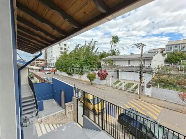 Casa / Sobrado para Venda em Florianópolis/SC Coqueiros 15 Quartos