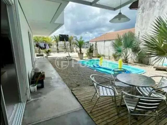 Casa / Sobrado para Venda em Florianópolis/SC Coqueiros 3 Quartos